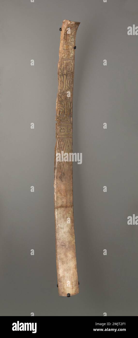 Shang bone hi-res stock photography and images - Alamy