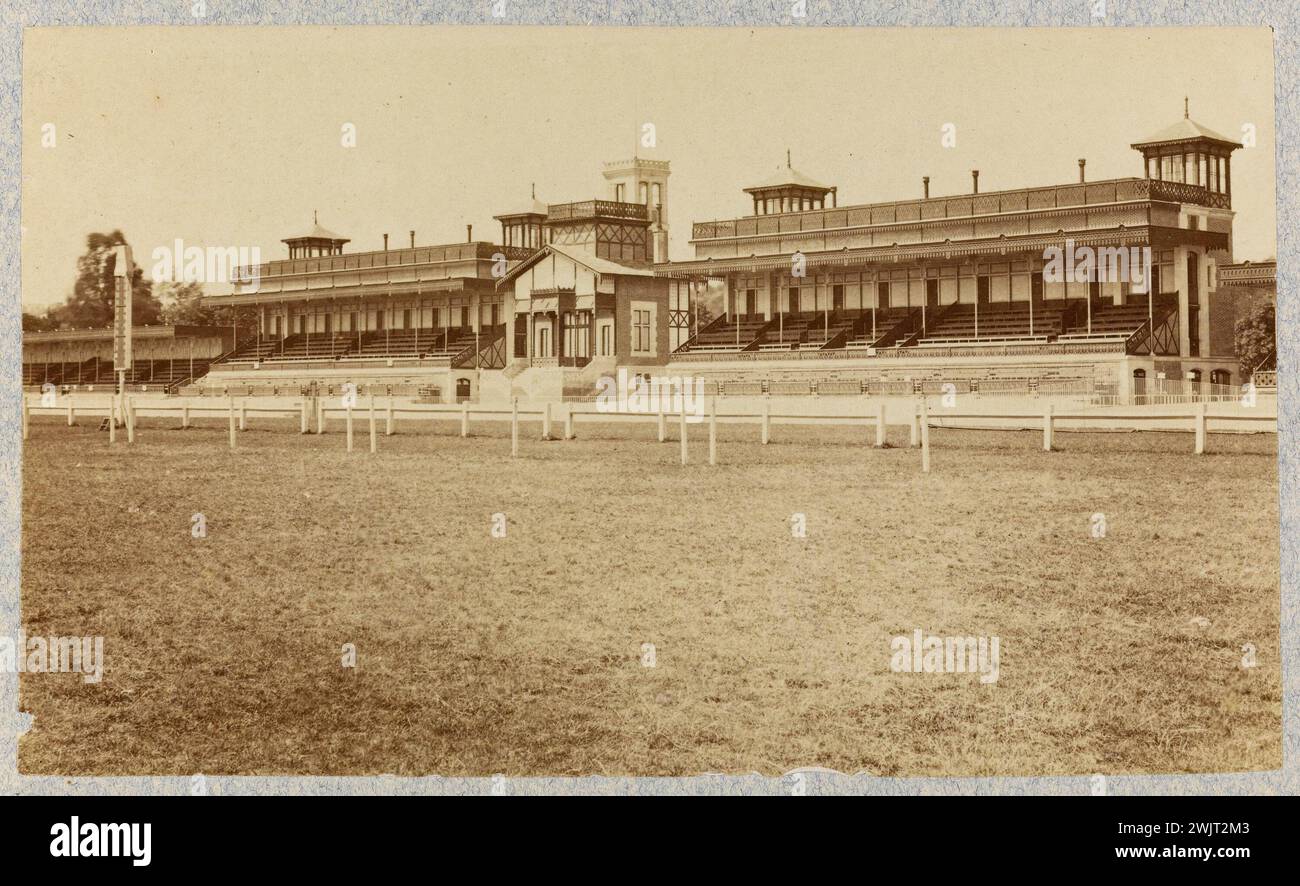 Longchamp hippodrome, Bois de Boulogne. Paris (16th arr.). Anonymous ...