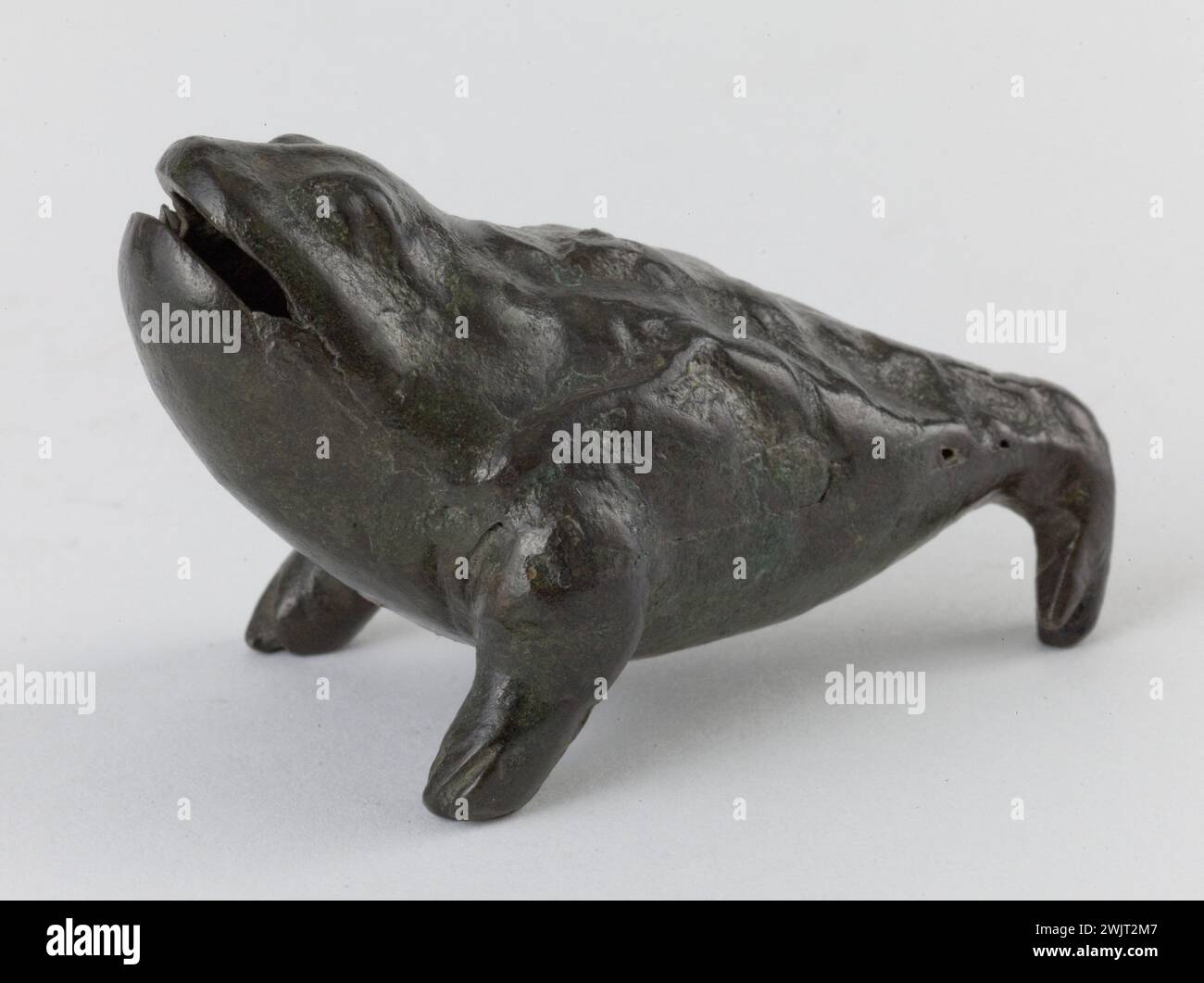 Toad. Bronze. Paris, Cernuschi museum. Asian antique, Japanese ...