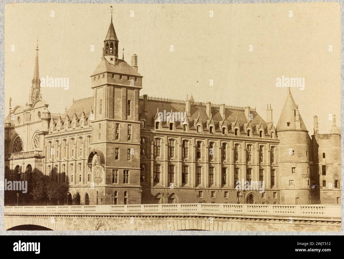 Tour of the clock of the Palais de la Cité. Paris (IVth arr ...