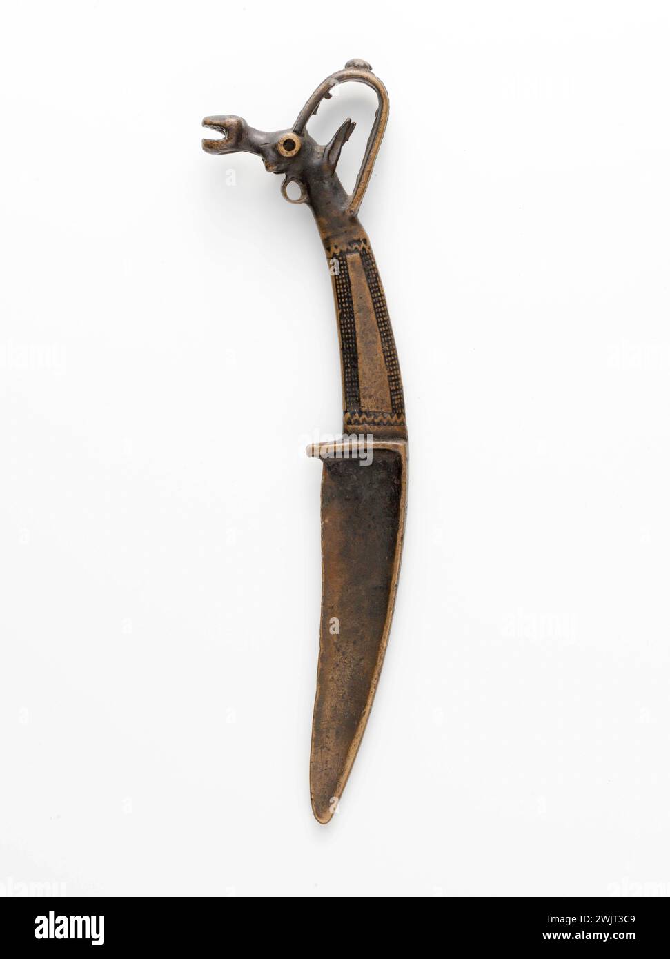 Knife ". Bronze. Shang dynasty (1765 - 1122 BC), China. Paris, Muse ...