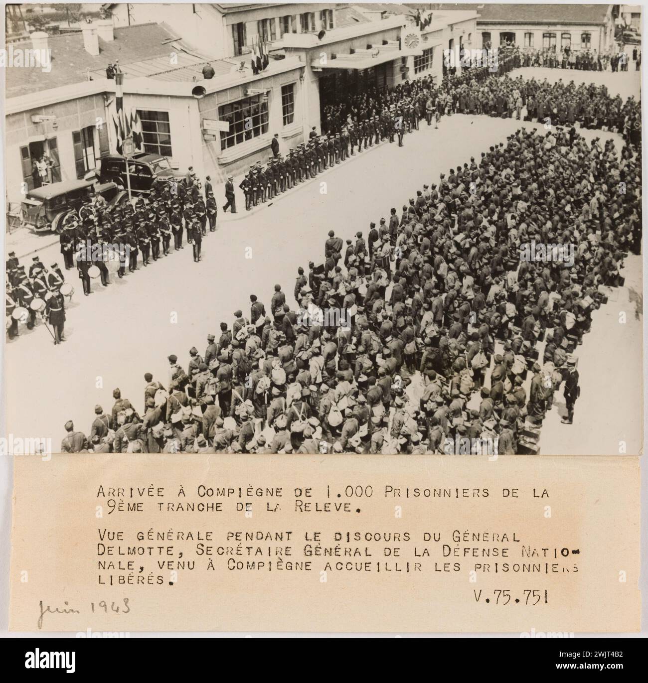 Trampus. "Propaganda photography: View of prisoners released upon ...
