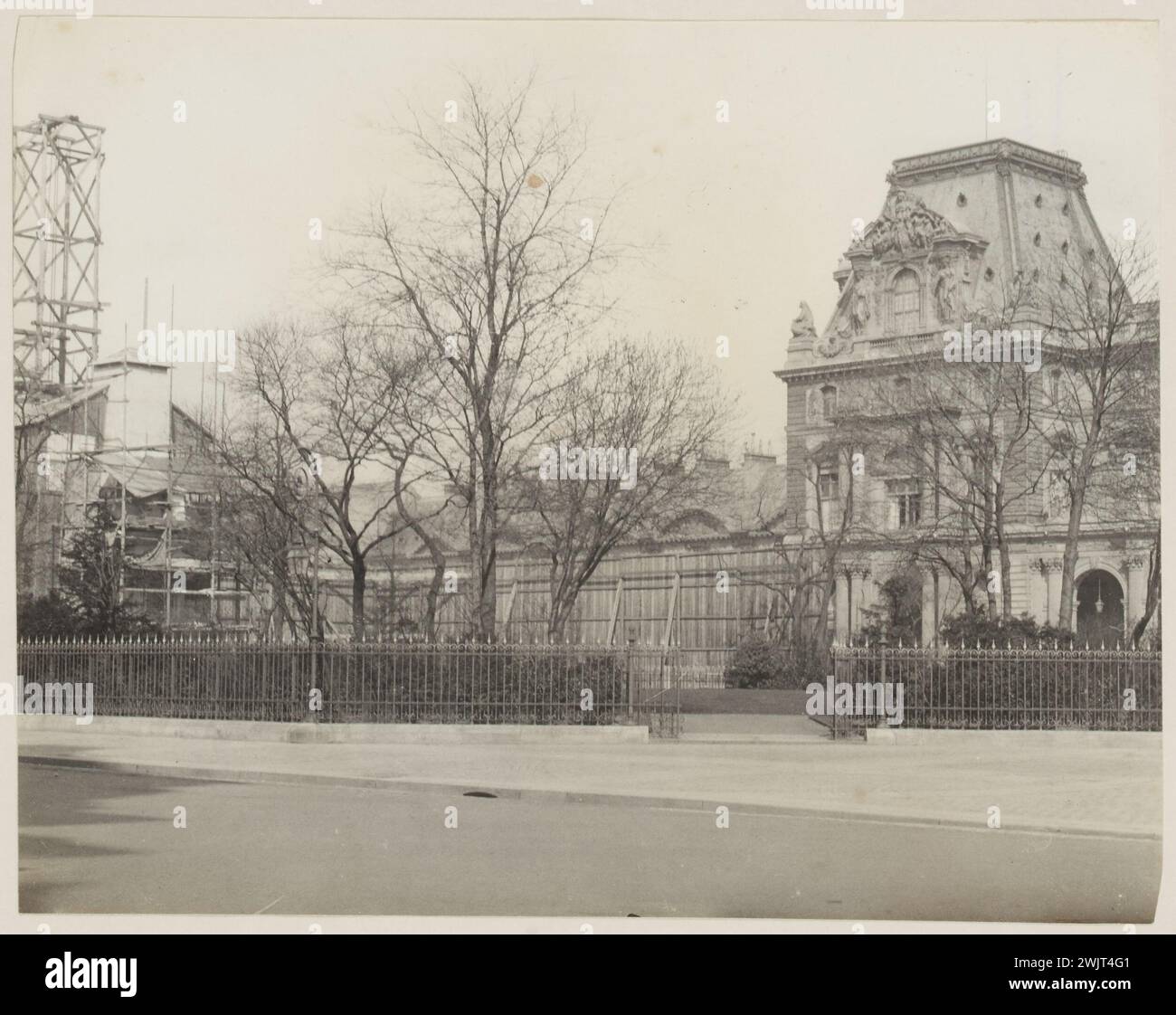 Blancard, Hippolyte (1843 - D.1924), construction of the monument of ...