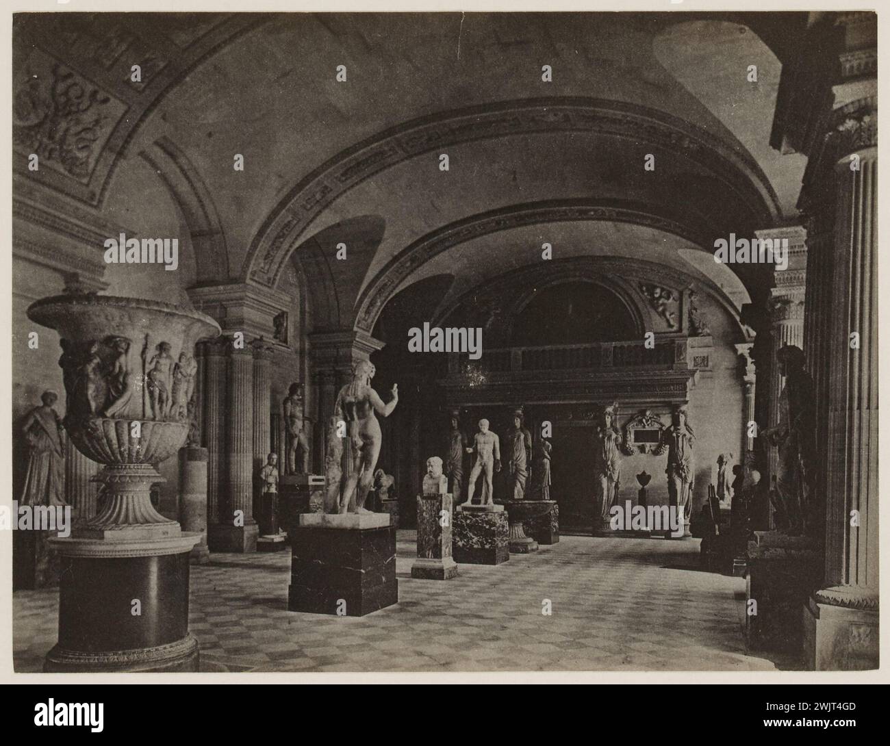 Tribune gallery hi-res stock photography and images - Alamy