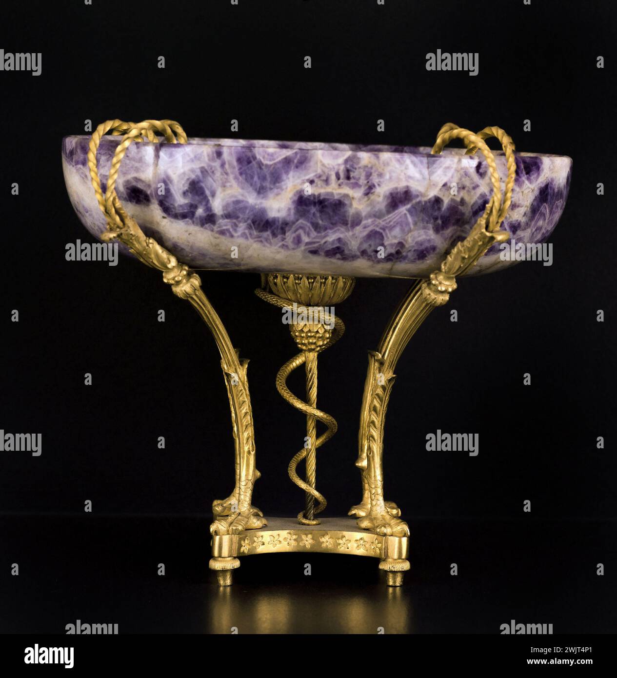 Anonymous. Vase mounted. Amethyst, golden bronze, 1780-1790. Paris ...