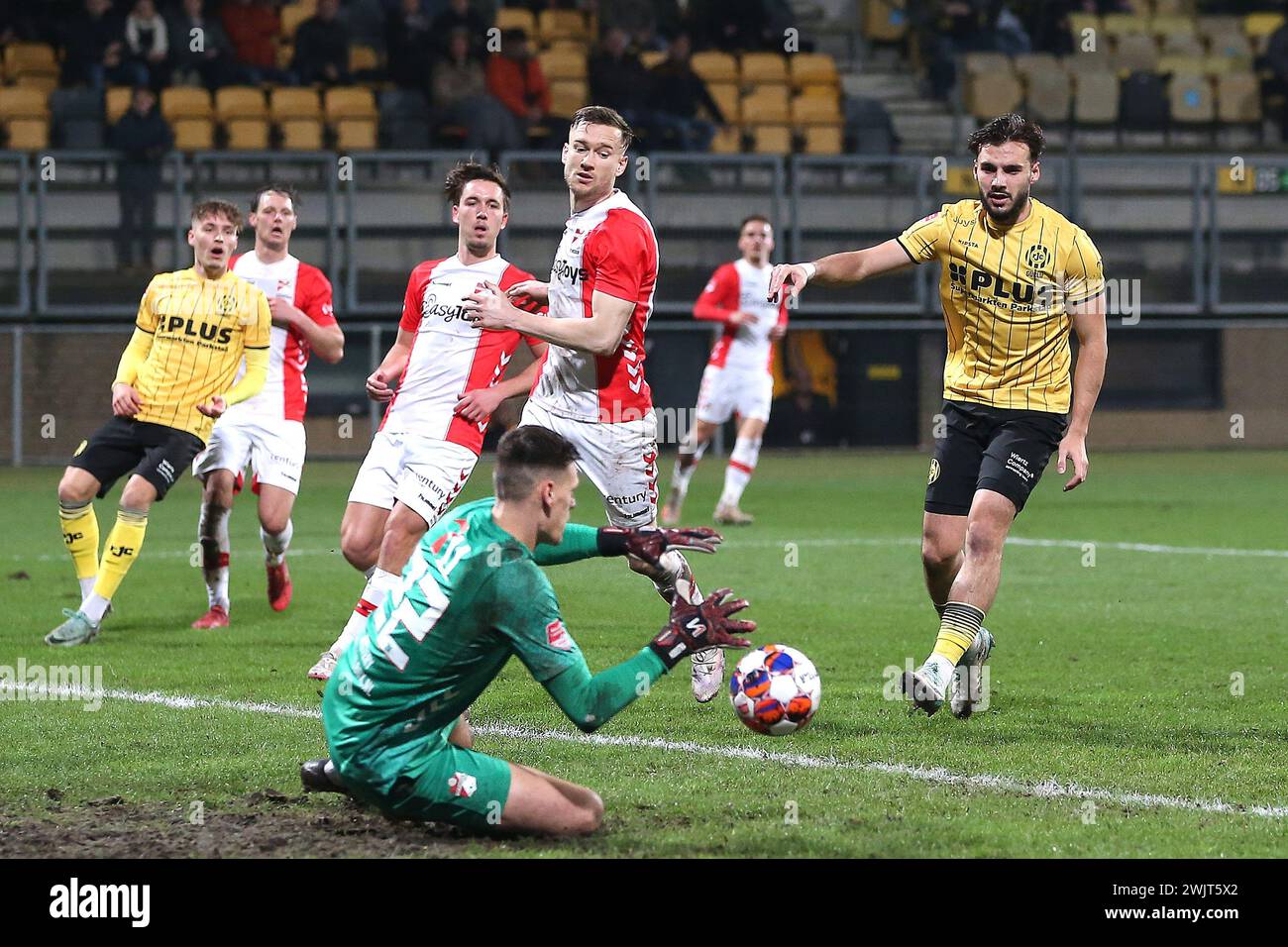 KERKRADE, Netherlands. 16th Feb, 2024. football, Dutch Keuken Kampioen ...