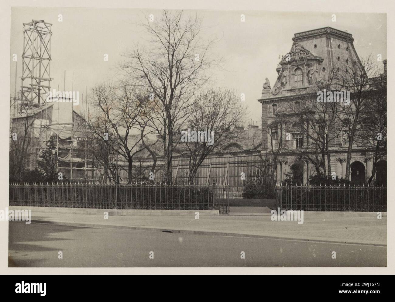 Blancard, Hippolyte (1843 - D.1924), construction of the monument of ...