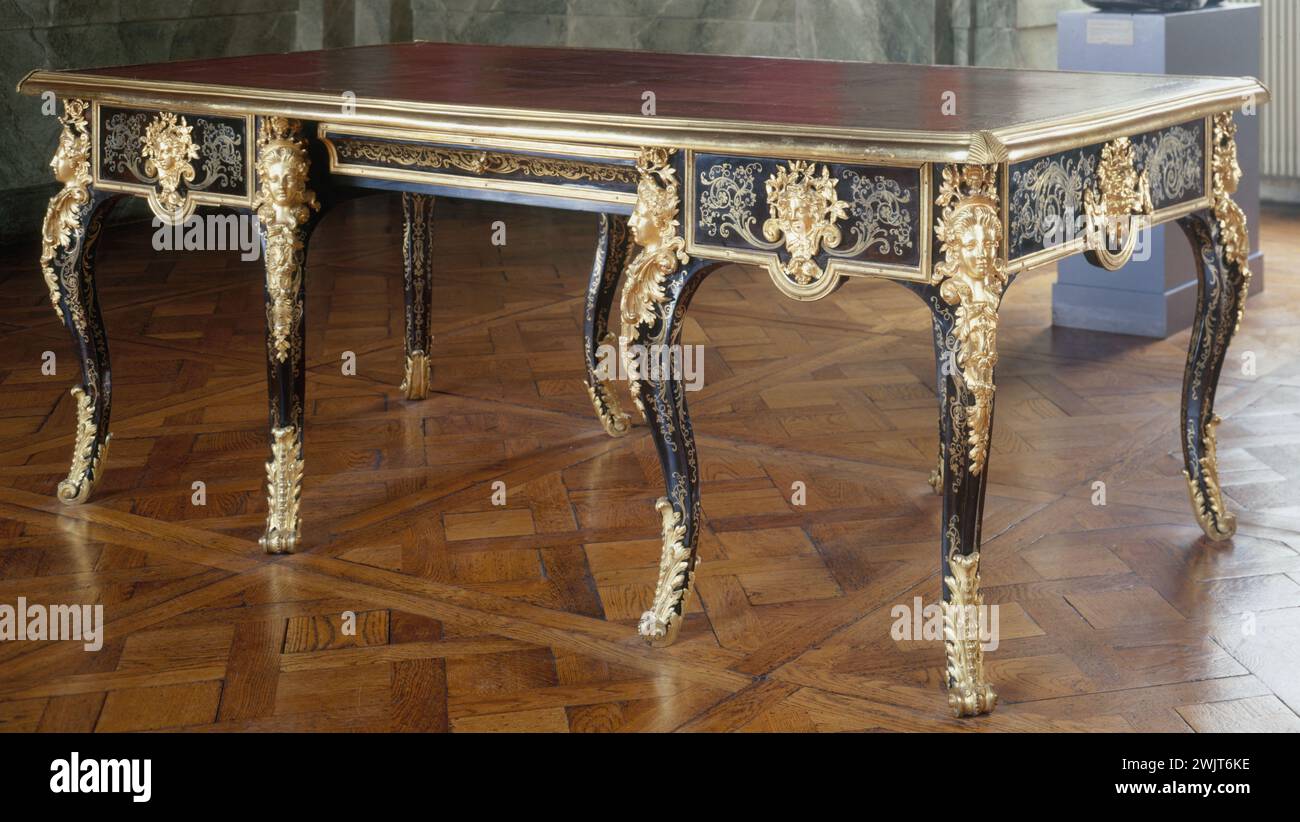 André-Charles Boulle (1642-1732). "Flat office". Paris, Carnavalet ...
