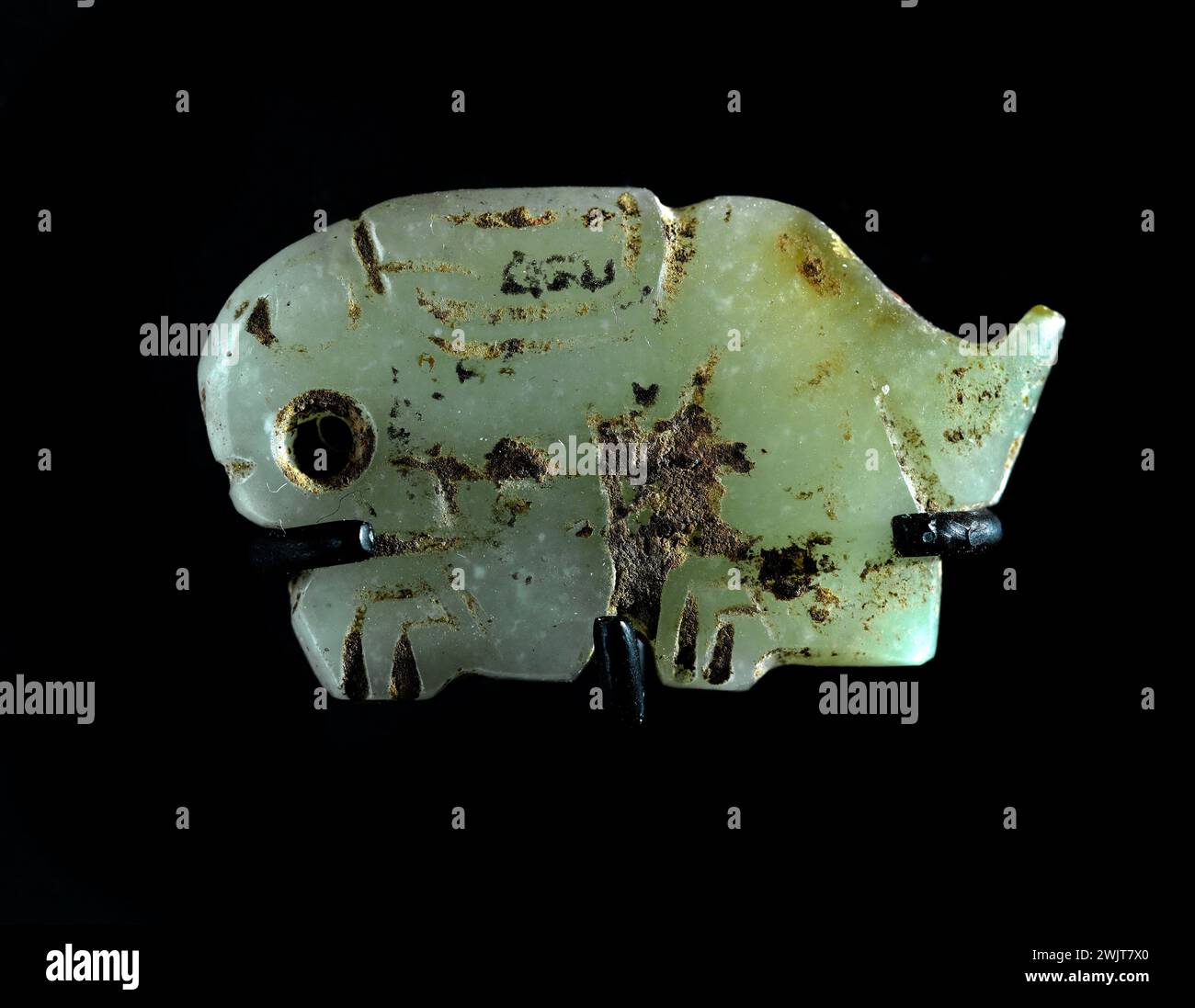 Hare ". Nephritis. Paris, Cernuschi museum. 39228-18 LIEVRE, NEPHRITE ...