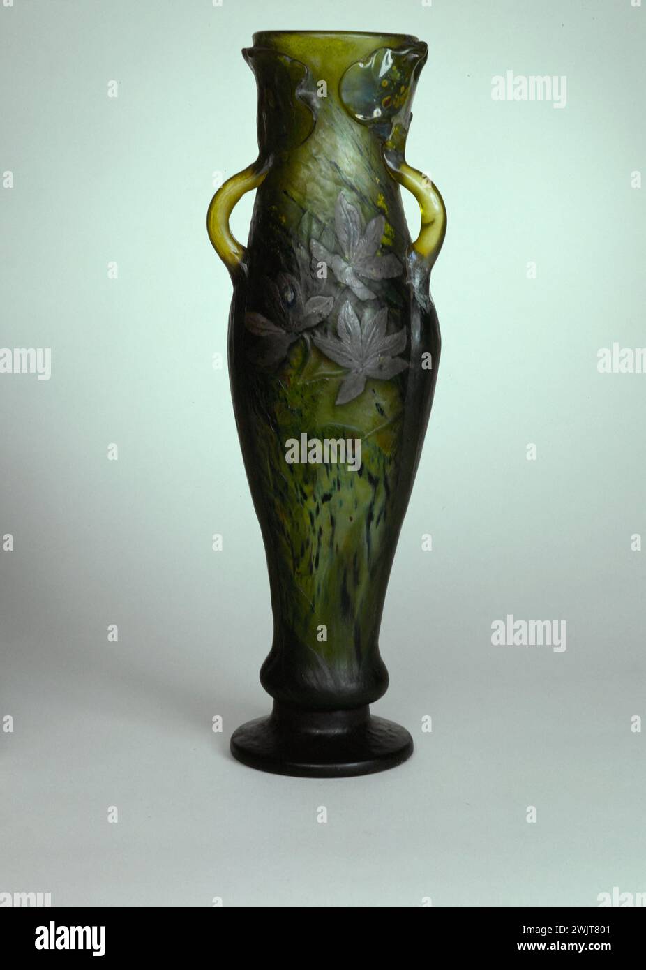 Metallic inclusion hi-res stock photography and images - Alamy
