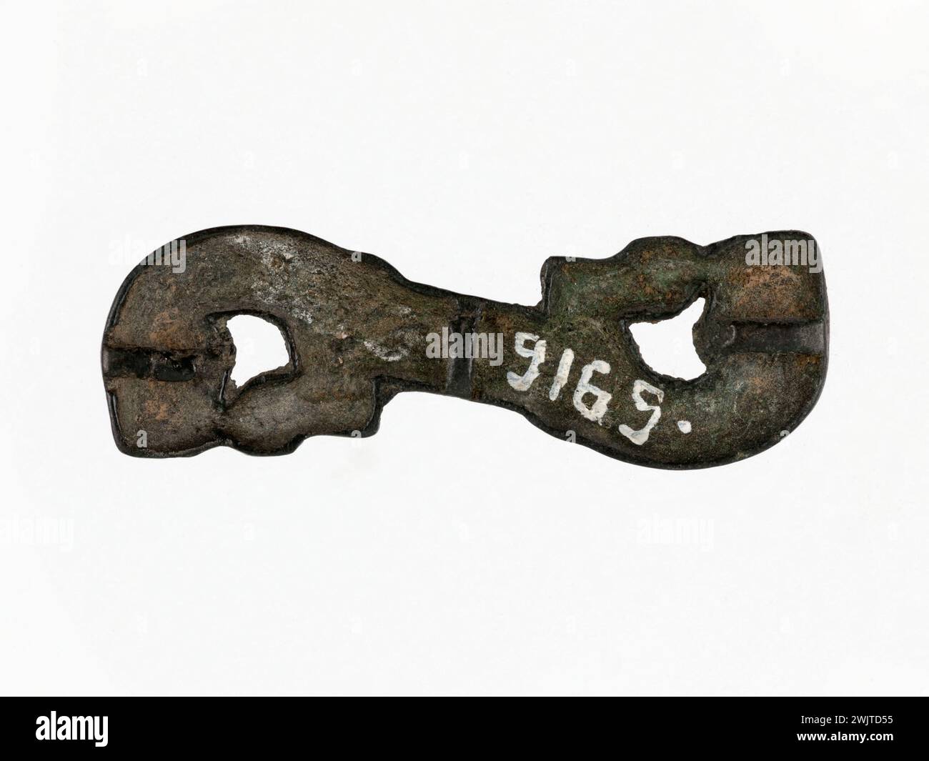 Plate. Bronze. Northwest China, 5th -th centuries BC. AD, Cernuschi ...