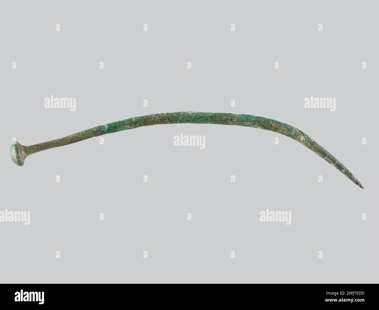 Rounded head pin hi-res stock photography and images - Alamy