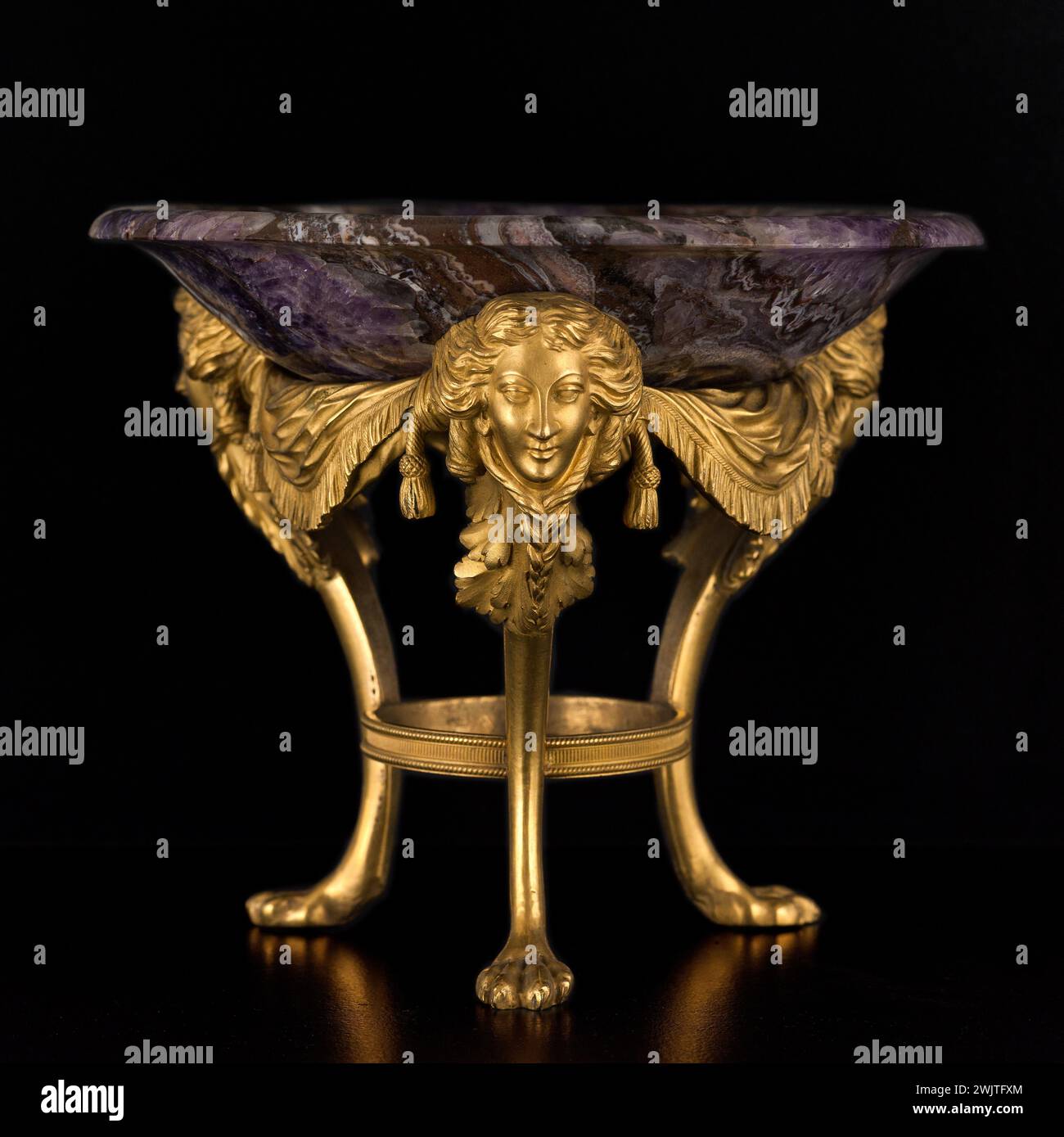 Anonymous. Vase mounted. Amethyst, golden bronze, 1775-1785. Paris ...