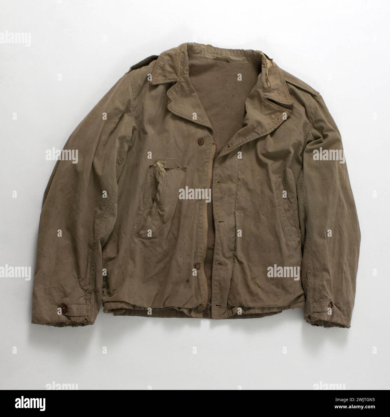 M41 US jacket. Cotton poplin, flannel lining, metal, 1941-1945. General ...