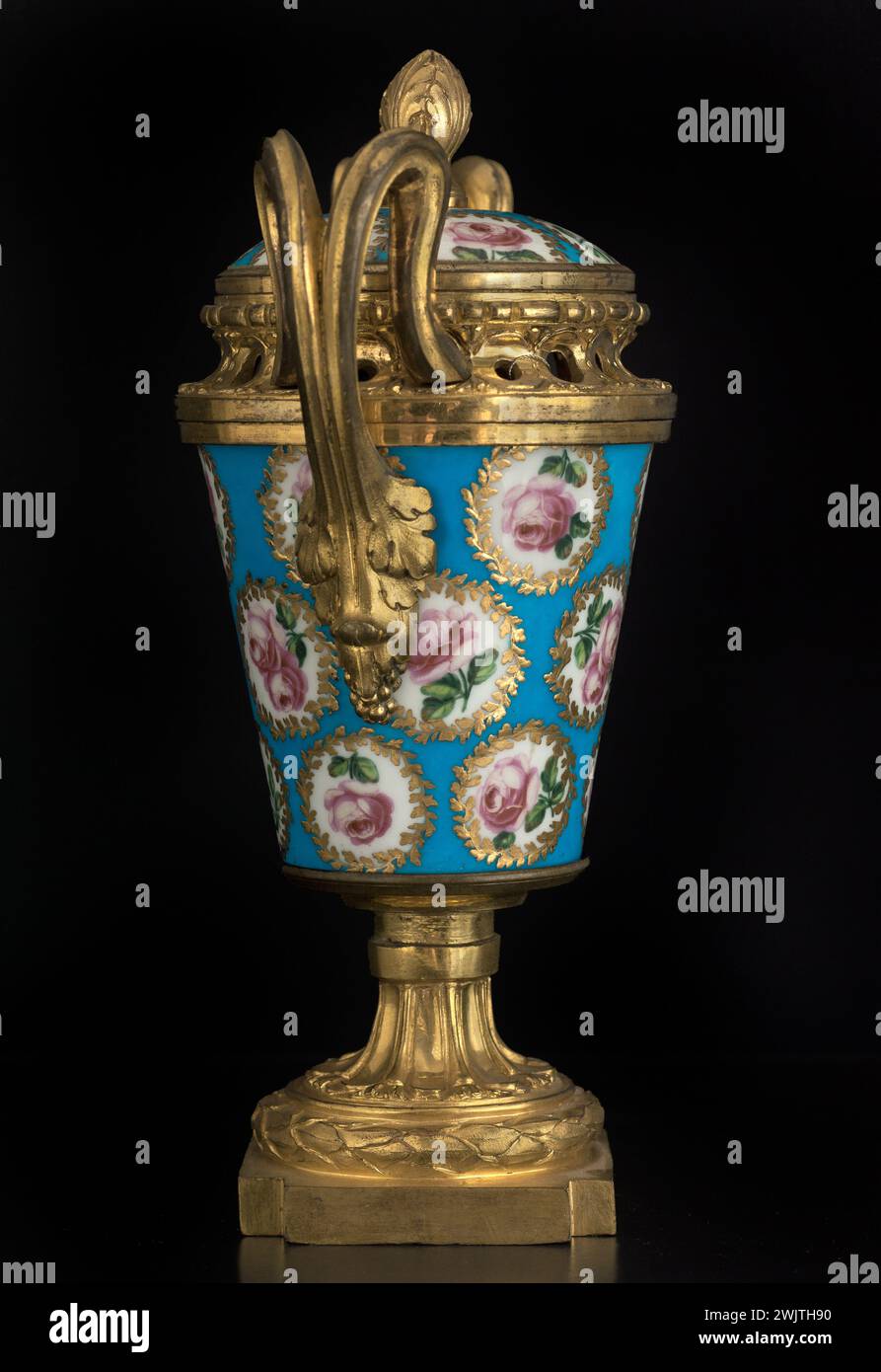 Manufacture of Sèvres. Vase mounted. Porcelain, gilded bronze, 1770 ...