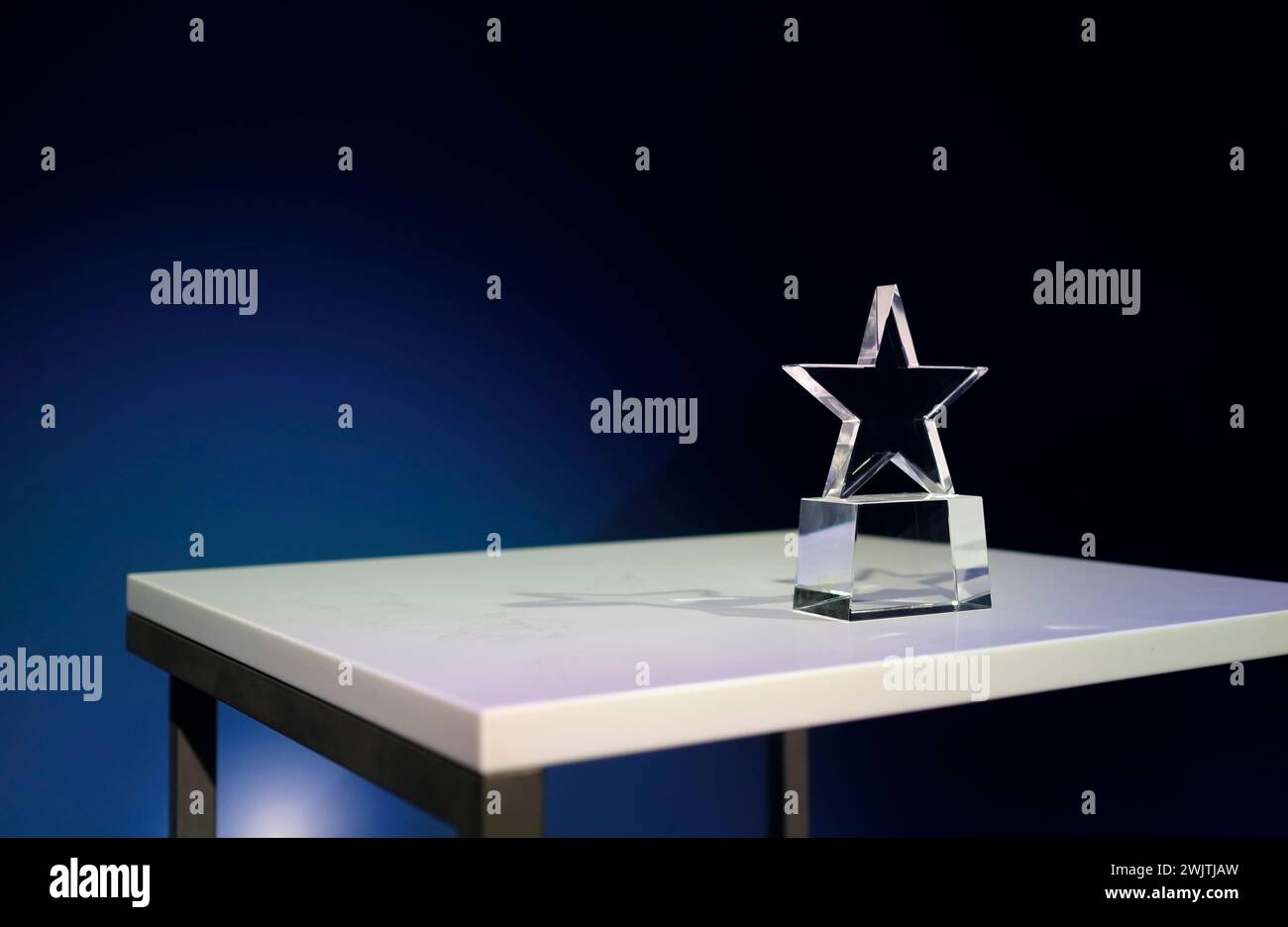 Sports award trophy table hi-res stock photography and images - Alamy