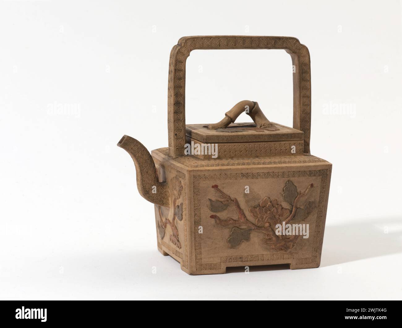Tea-pot. Polychrome sandstone, Qing dynasty (1644-1912). Provenance ...