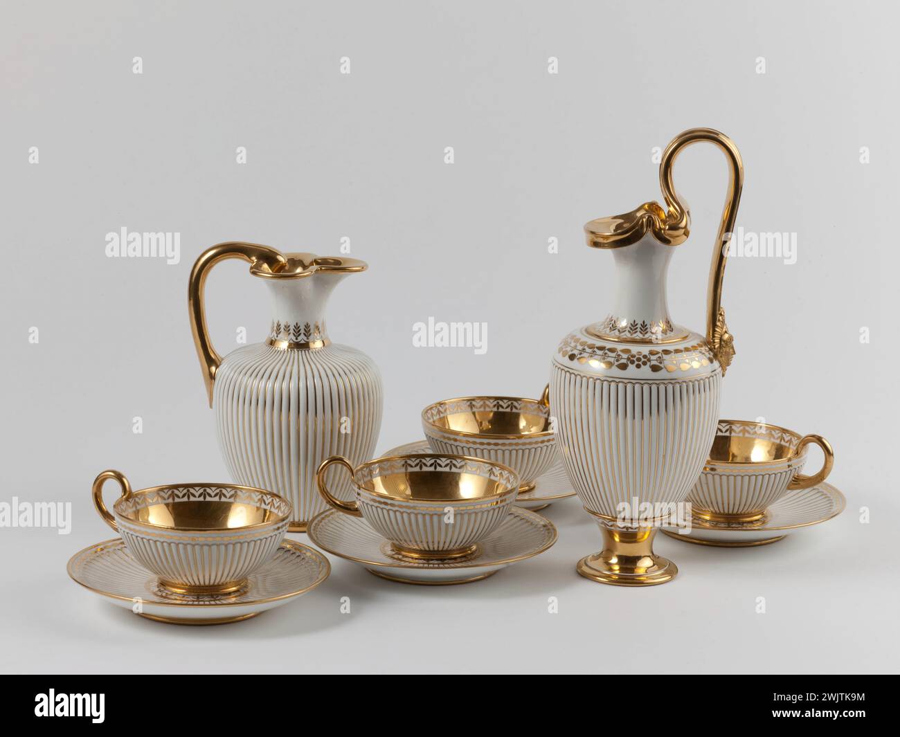 Tea service ". White Sèvres porcelain with gold nets. Paris, museum of ...