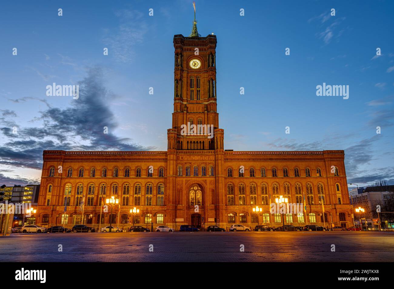 The famous Rotes Rathaus, the town hall of Berlin, before sunrise Stock ...