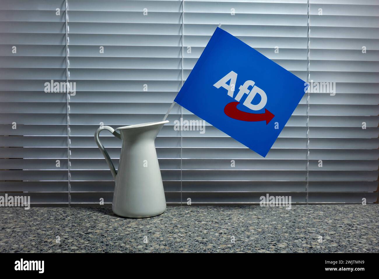 AfD-Fahne vor Jalousie AfD-Fahne vor Jalousie, 16.02.2024, Borkwalde ...