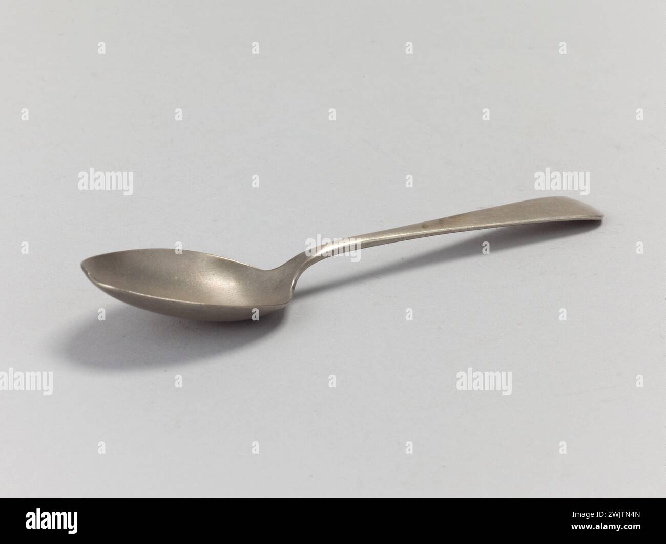 Sheffield Nickel and Silver Plating Co Ltd. Spoon used by a soldier "of ...