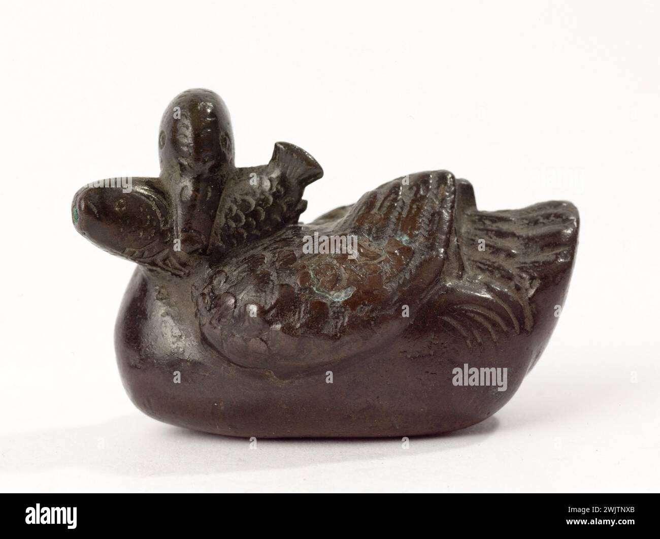 Duck holding a fish. Bronze. Japan. Paris, Cernuschi museum. Animal ...