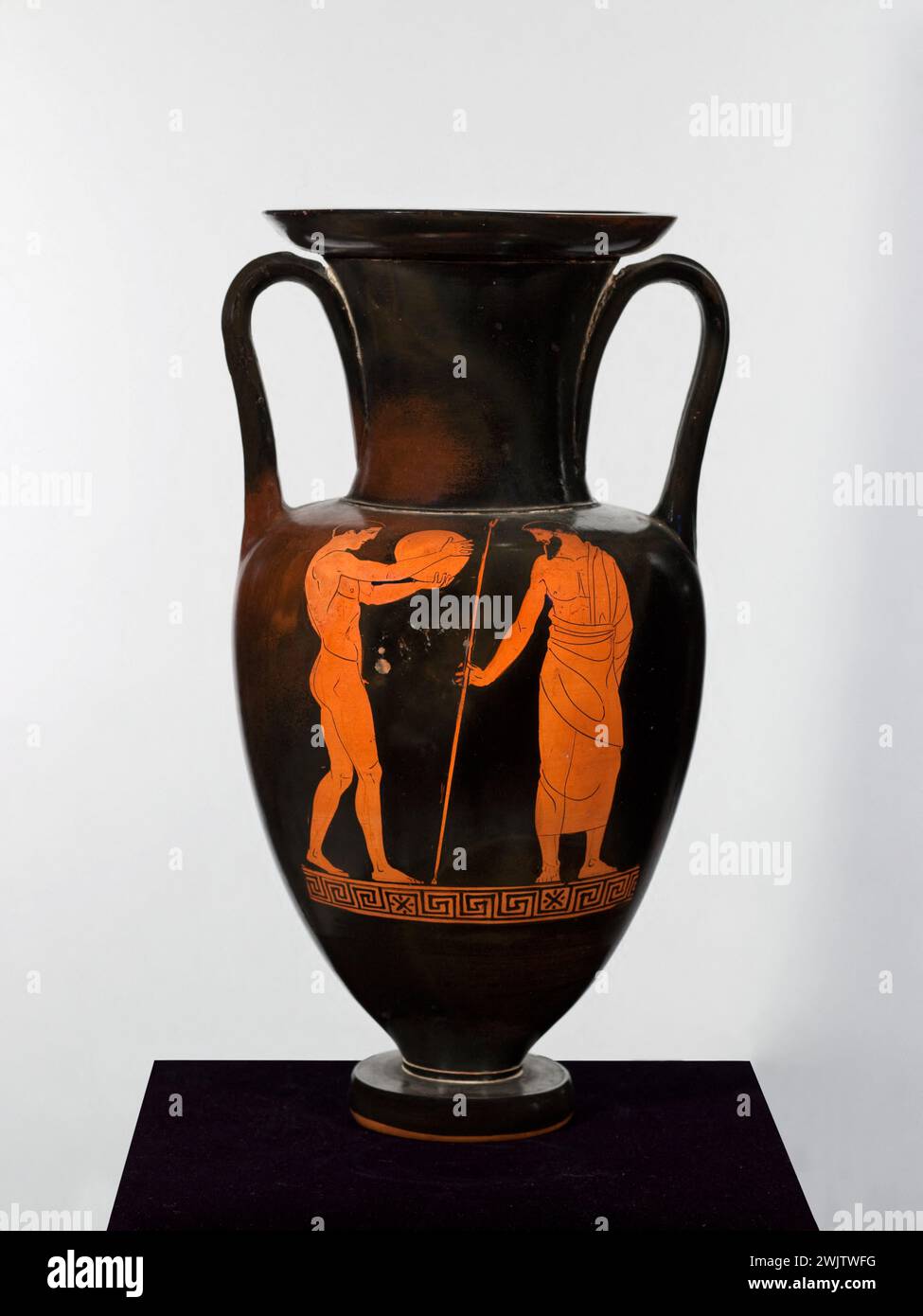 Achilles painter. Amphora. Red figures. 430 BC Museum of Fine Arts of ...