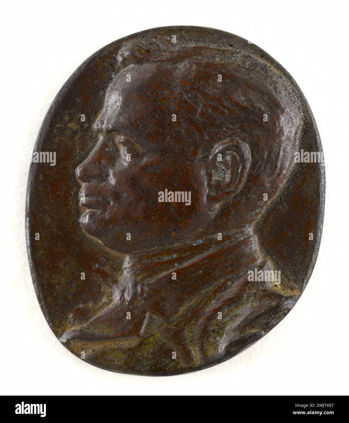 Man at plaque Cut Out Stock Images & Pictures - Alamy