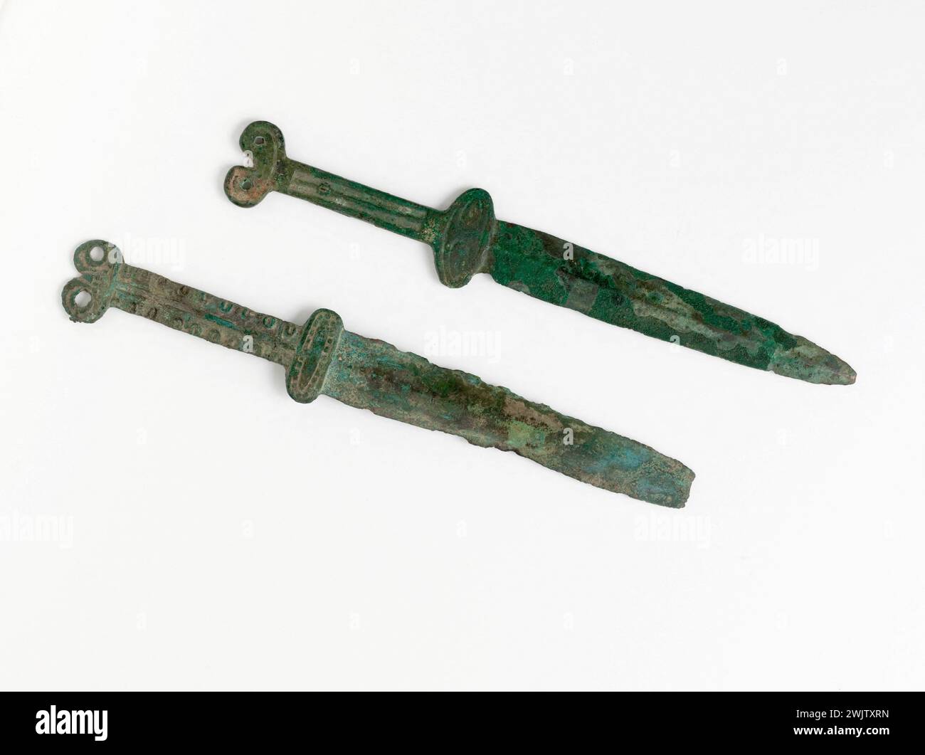 Knives. Bronze. 5th century BC. J.-C. Center-Sud de la Mongolie inner ...