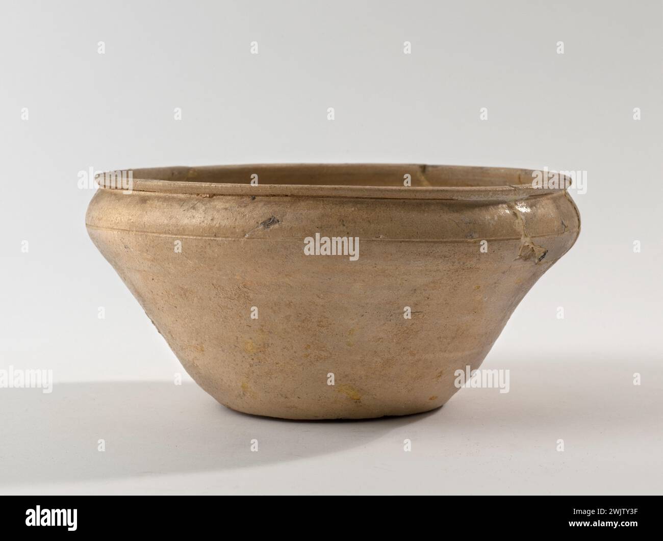 Basin. Terracotta, Vietnam, 10th-12th century. Provenance: Vietnam ...