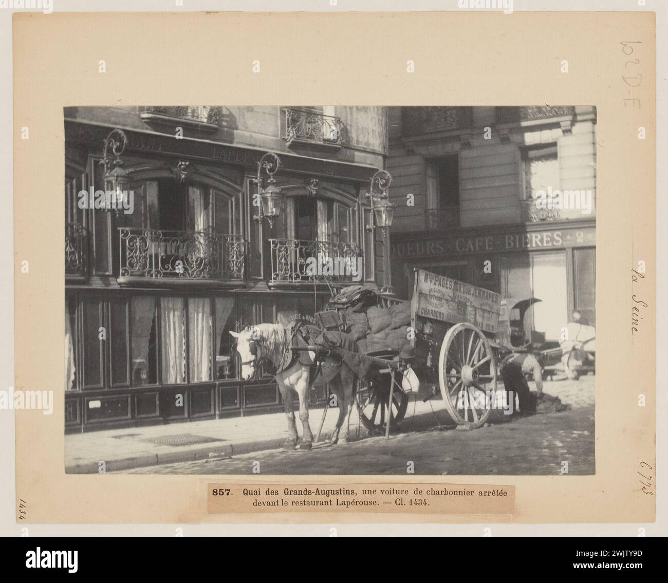 Blancard, Hippolyte (1843 - D.1924), coal car arrested in front of the Lapérouse restaurant ...