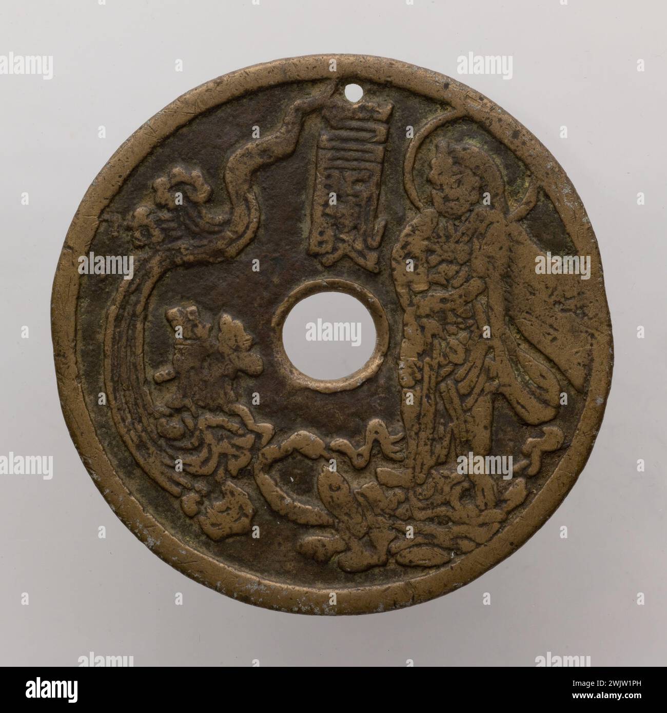 Amulet. Copper alloy, China, Song dynasty. Paris, Cernuschi museum ...
