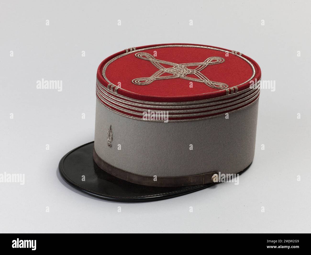 J.M. Prigent. Képi de Colonel de l'Arme Armored Cavalerie. Fabric ...