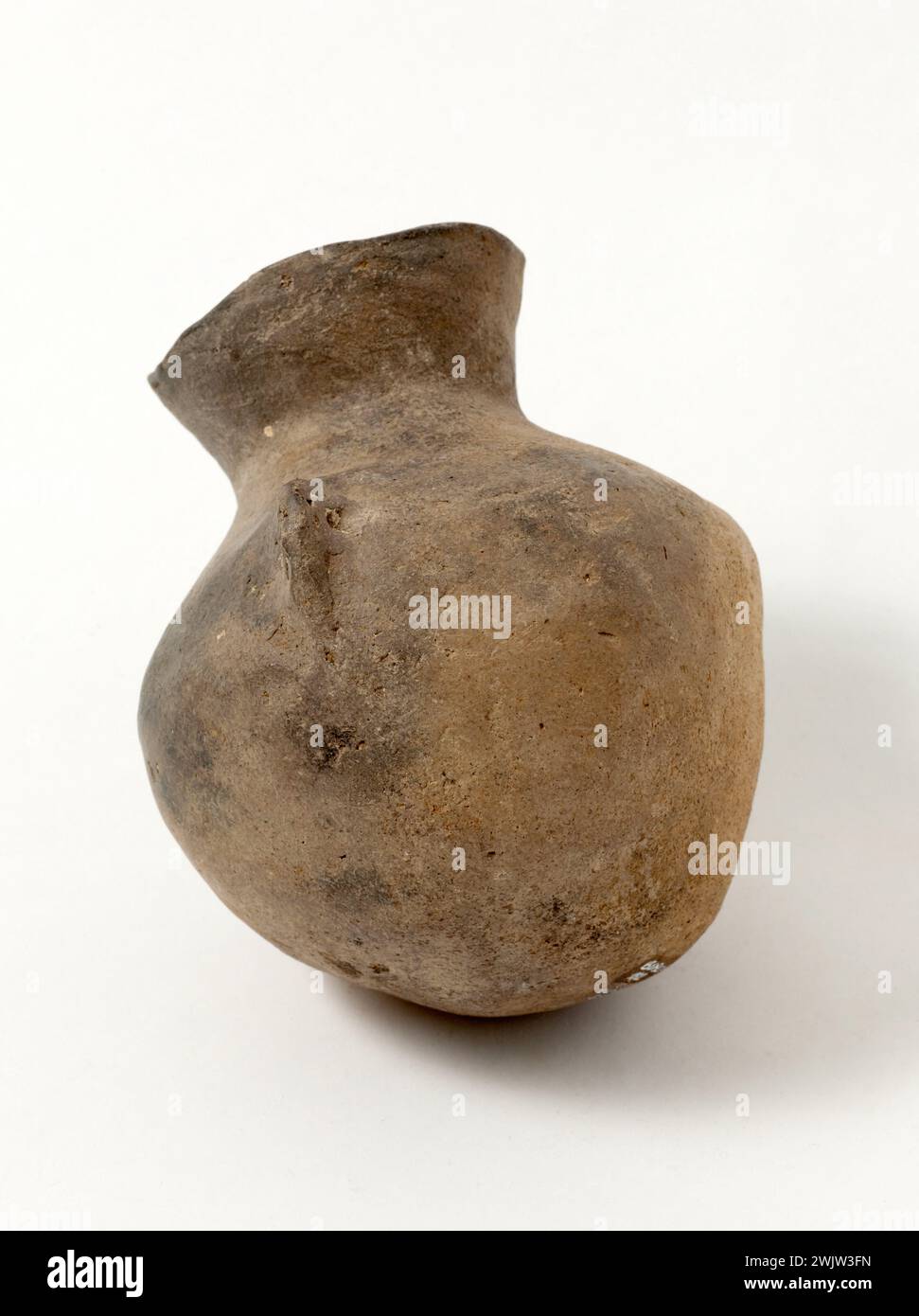 Bottle. Terracotta. Neolithic. Paris, Carnavalet museum. Bottle ...