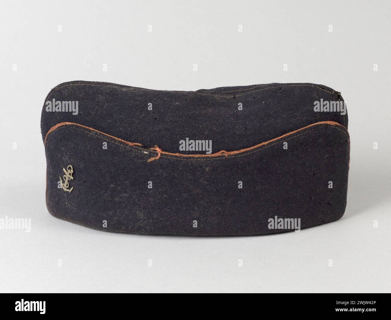 Traditional cap. Felt, 1939-1945. General Leclerc Museum of ...