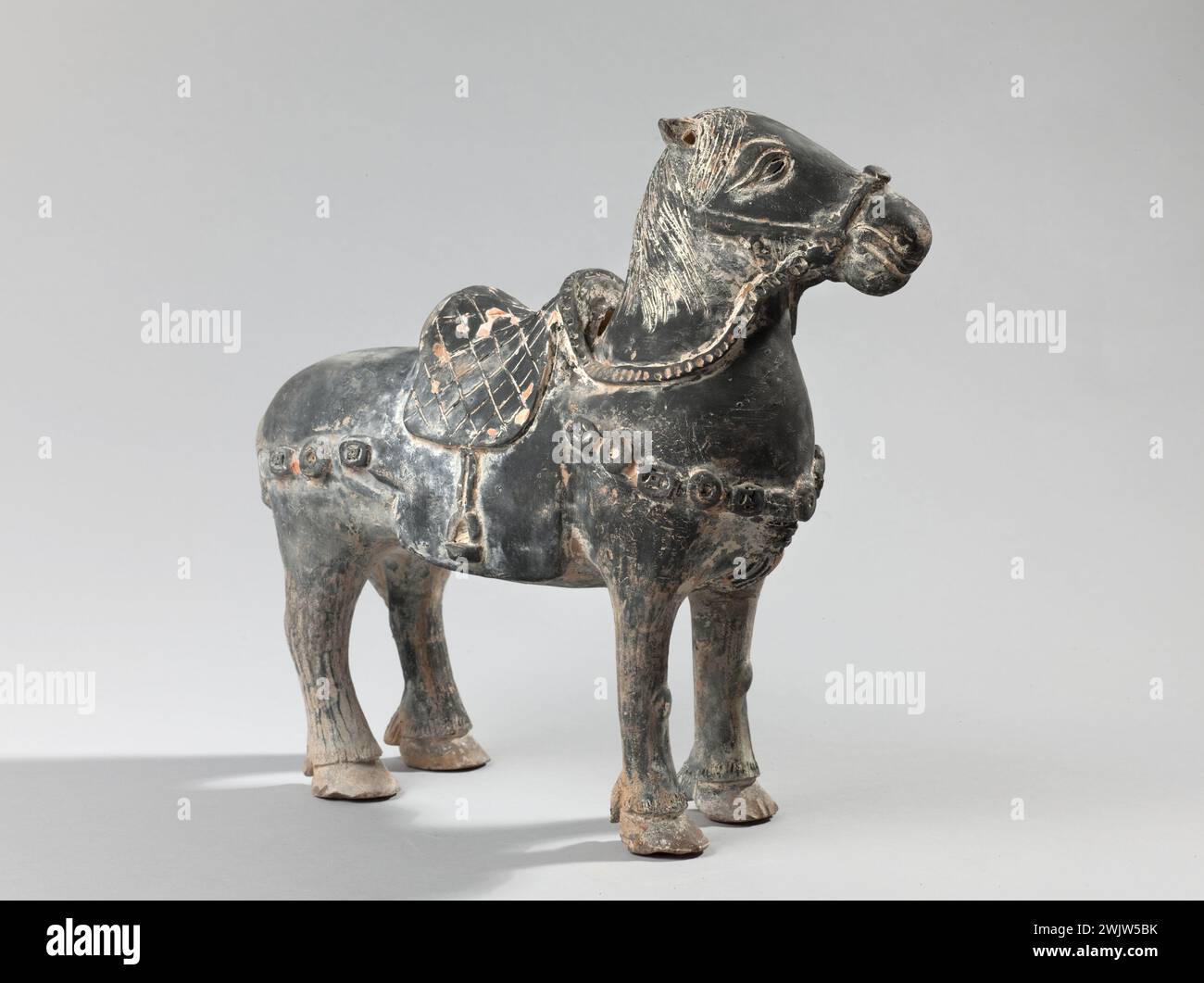Mingqi: Horse. Painted terracotta. Paris, Cernuschi museum. 78845-15 ...
