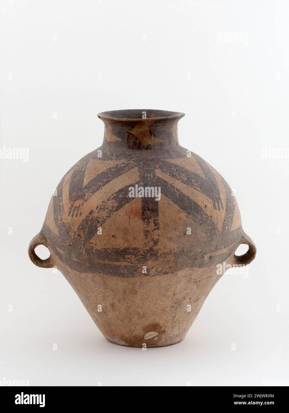 Vase. Terracotta. China, Neolithic, Mashang. Paris, Cernuschi museum ...