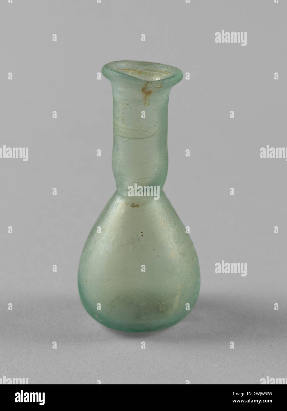 Balsamaire. Gallo-Roman. Glass. Paris, Carnavalet museum. Balsamaire ...