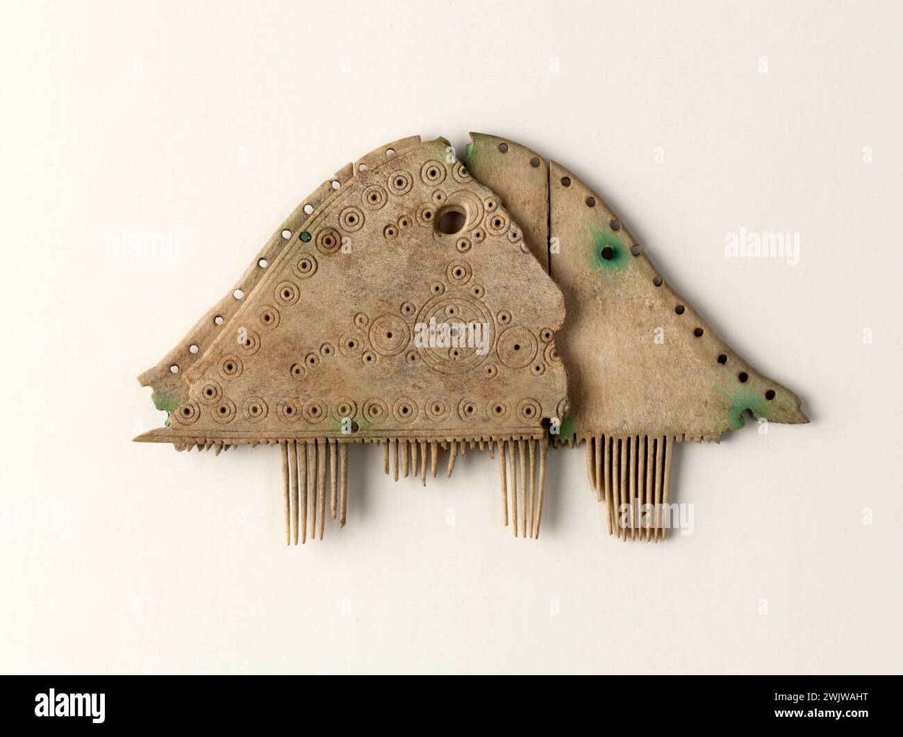 Comb. Late Antiquity (Bas-Empire). Bone. Paris, Carnavalet museum. Late ...