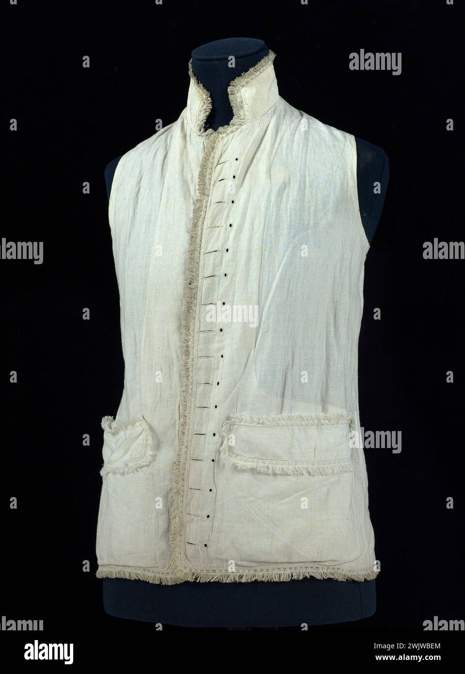 Vest. Linen canvas, embroidery threads drawn, tapered with linen. 1790 ...