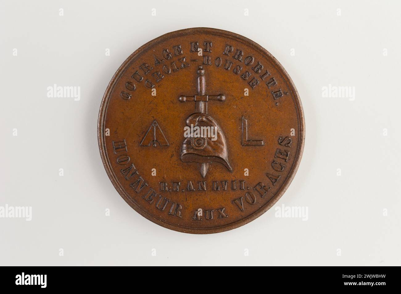 Carnavalet museum, medal collection Right in the center a Phrygian cap ...
