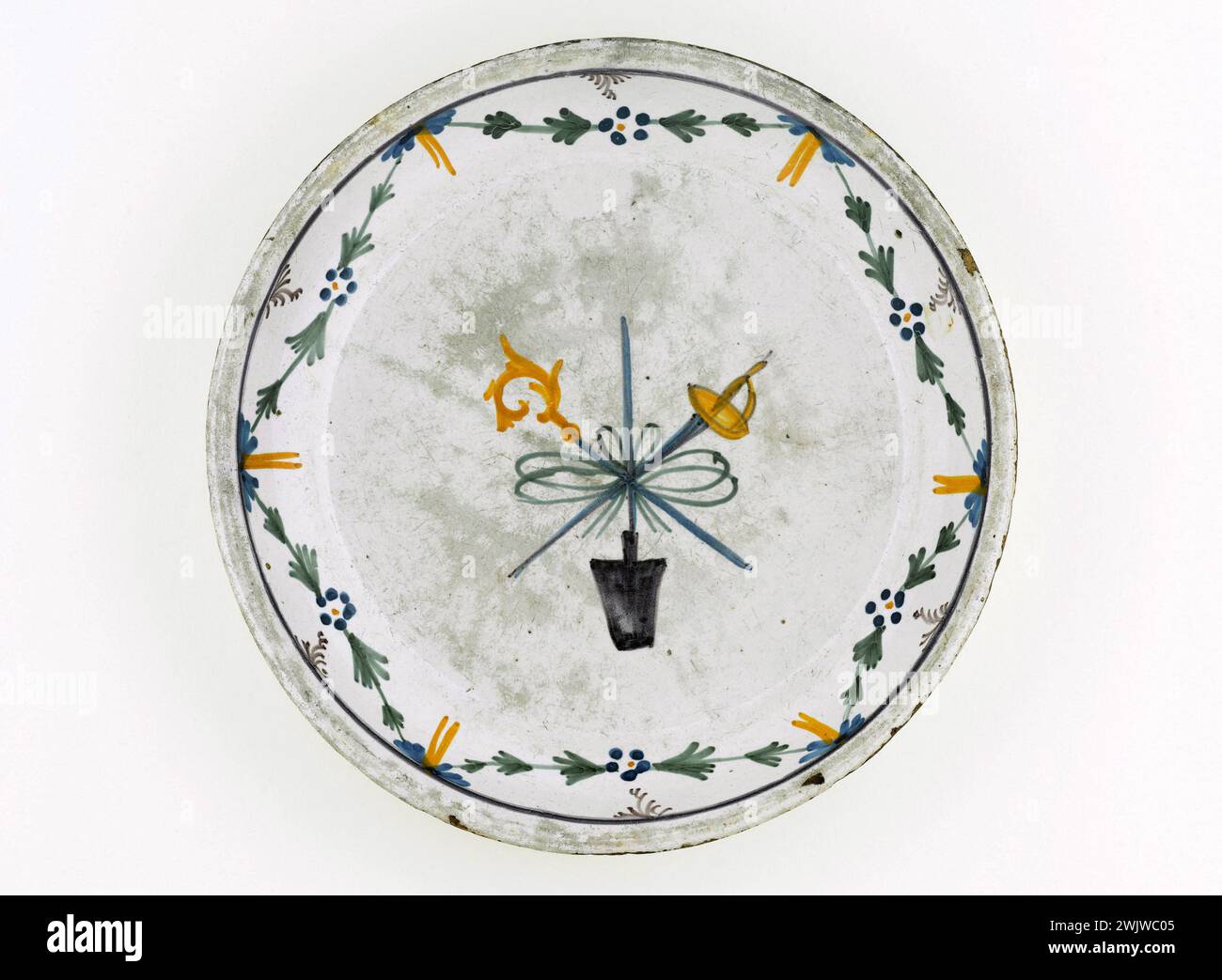 Anonymous. Plate. Earthenware. Paris, Carnavalet museum. 71478-8 ...