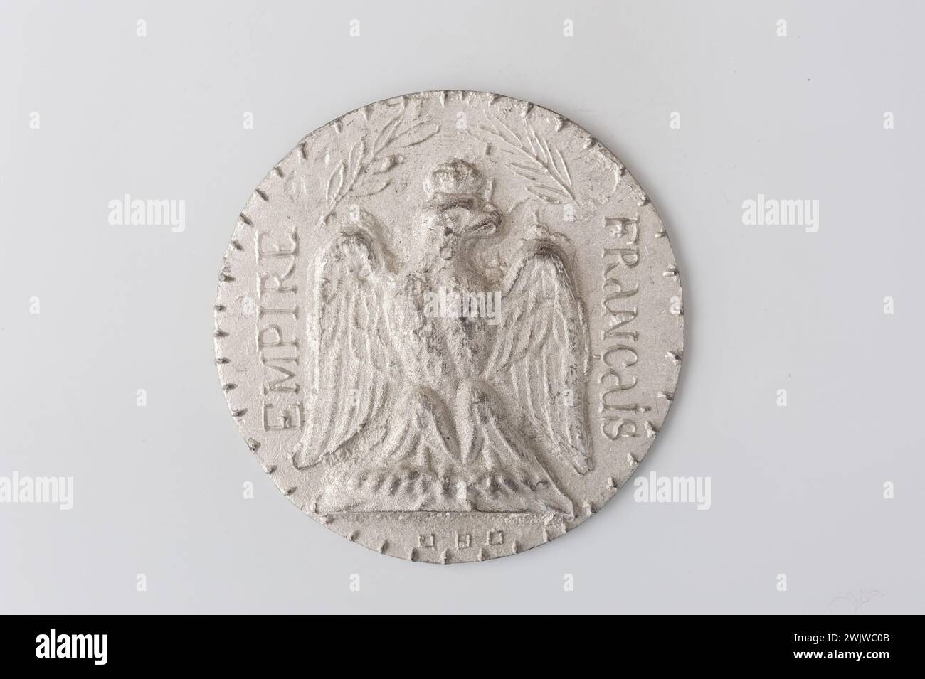 Carnavalet museum, medal collection Crowned imperial eagle right ...