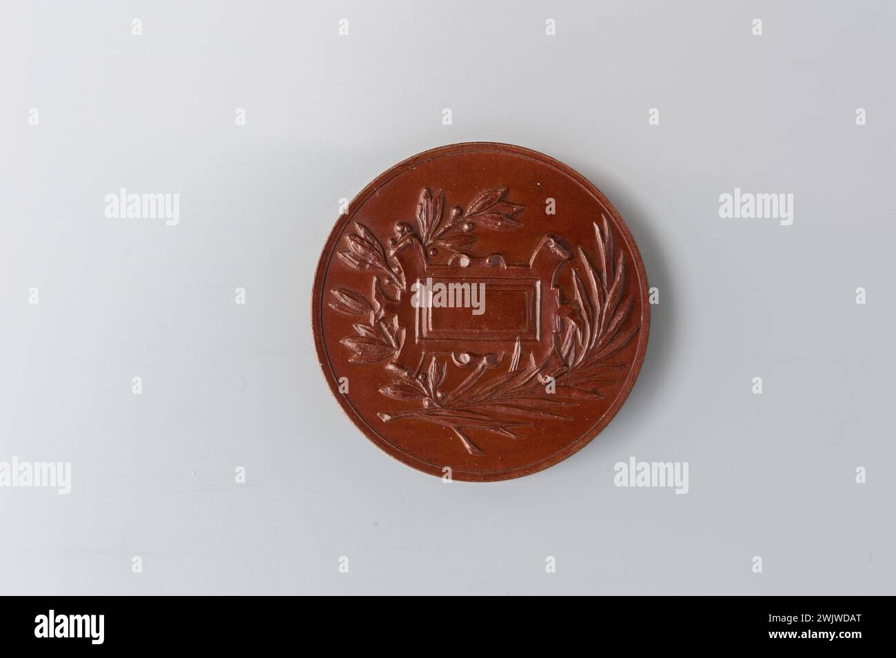 Carnavalet museum, medal collection Large arms of Belgium; Reverse a ...
