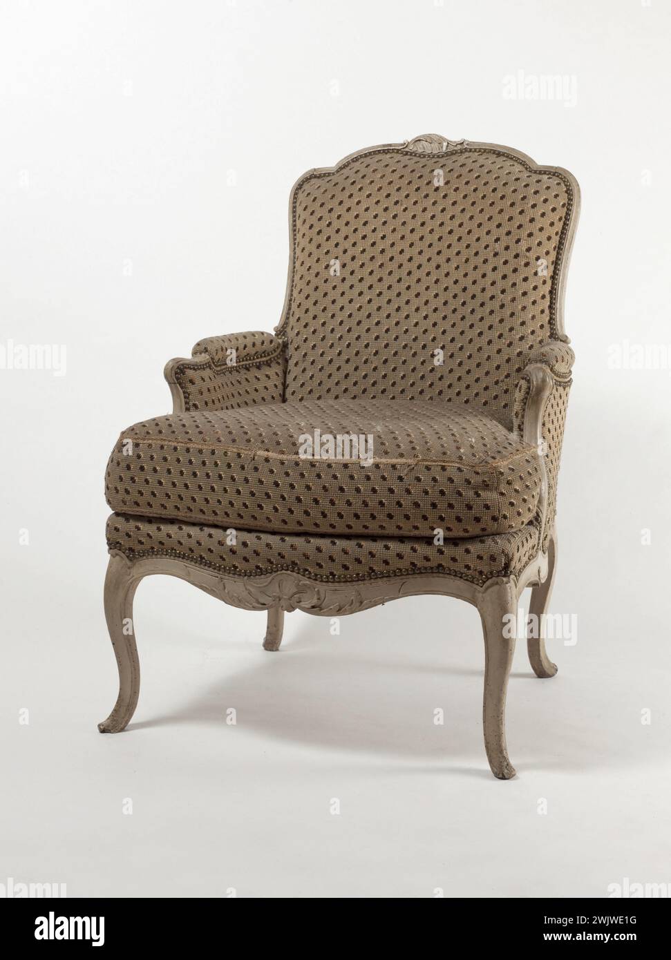 Louis xv furniture hi-res stock photography and images - Alamy