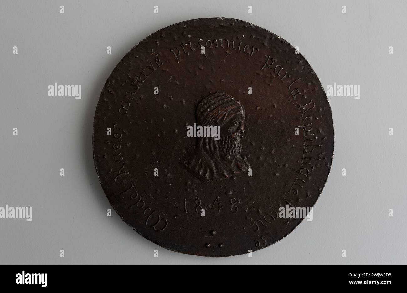 Carnavalet museum, medal collection Right Minerva helmeted seat turned ...