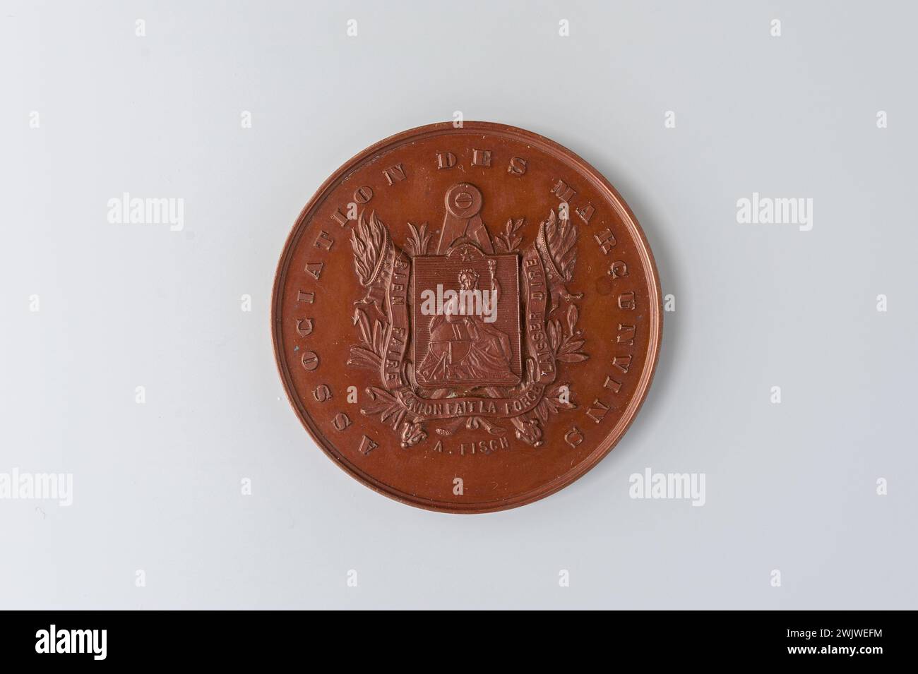 Right shield hi-res stock photography and images - Alamy