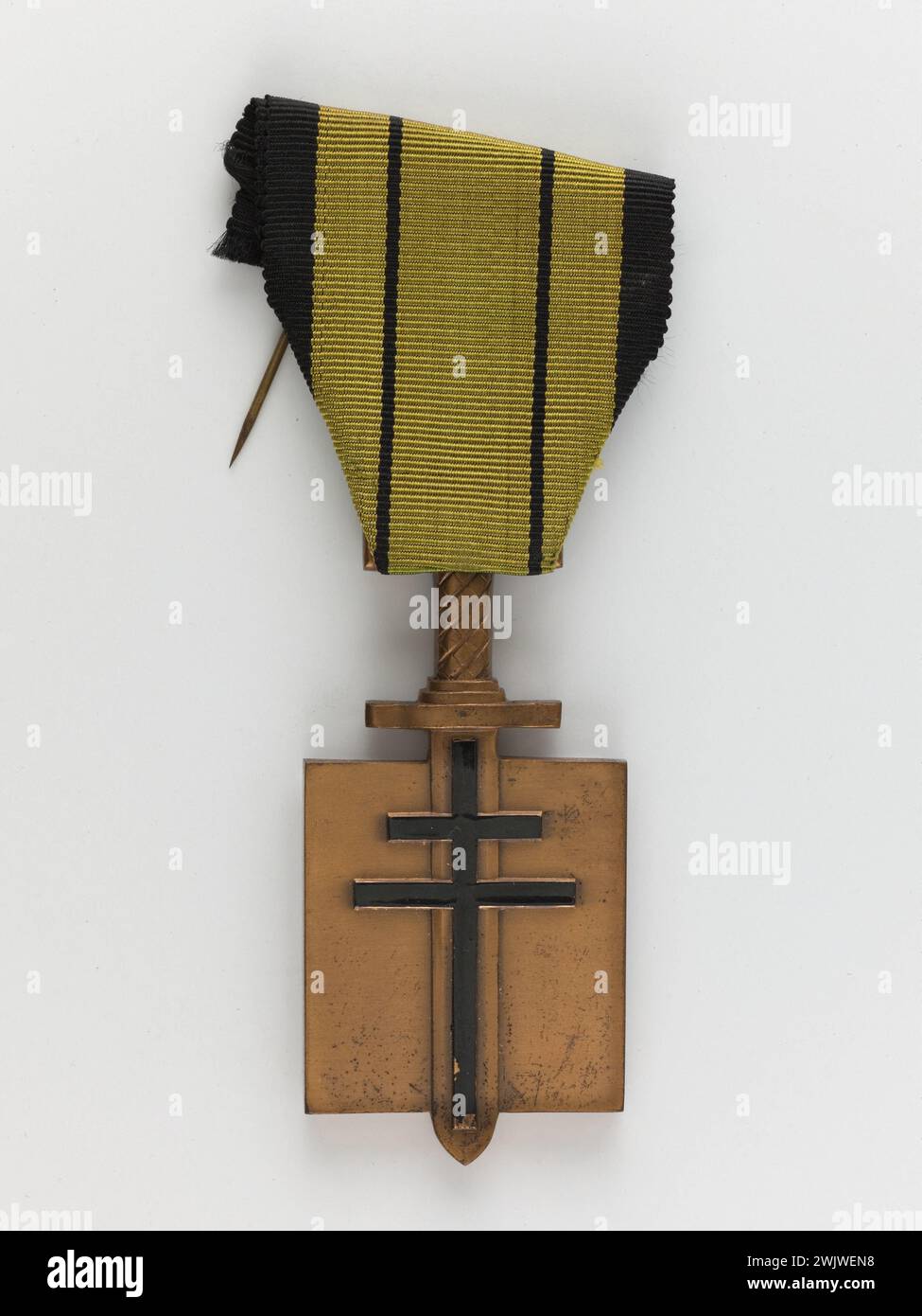 Companion cross of the order of liberation. Metal, fabric, after 1945 ...