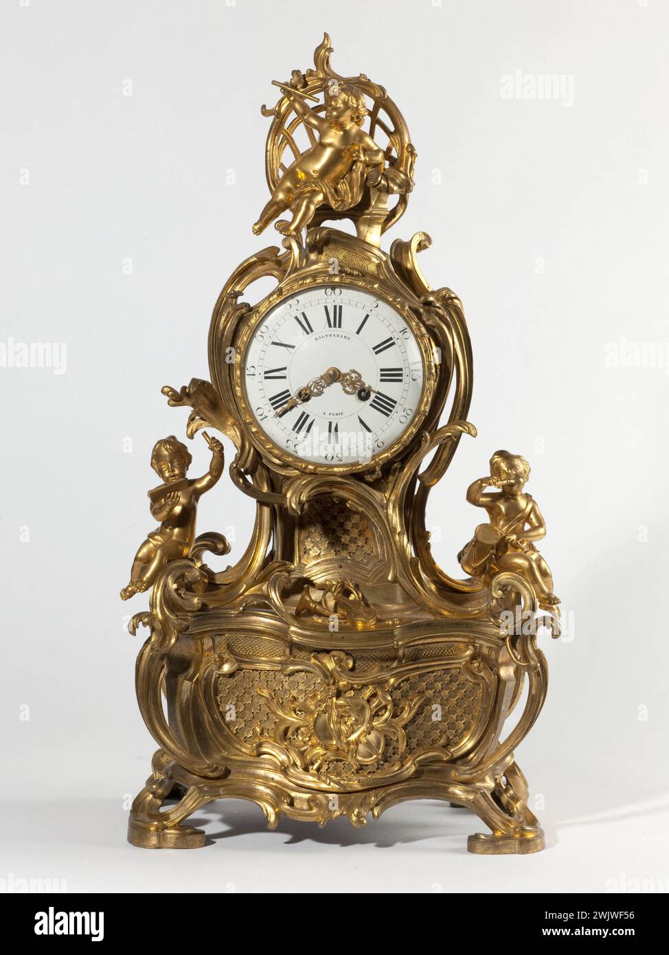 Jean-Joseph de Saint-Germain. Music pendulum. Chiseled and golden ...