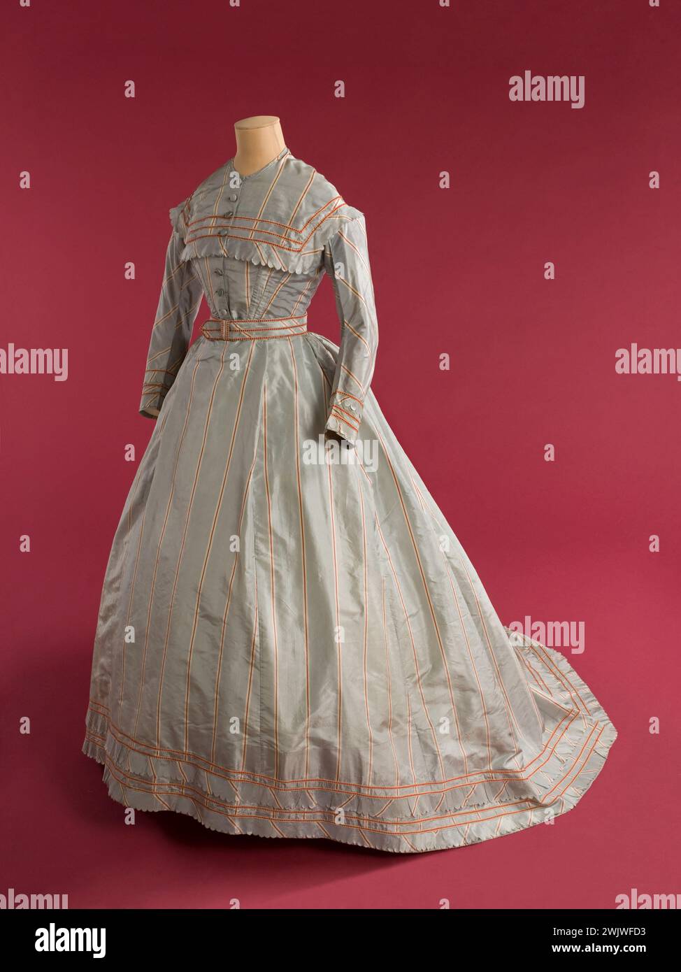 Town dress. Gray taffeta printed with white and red lines, white braid ...